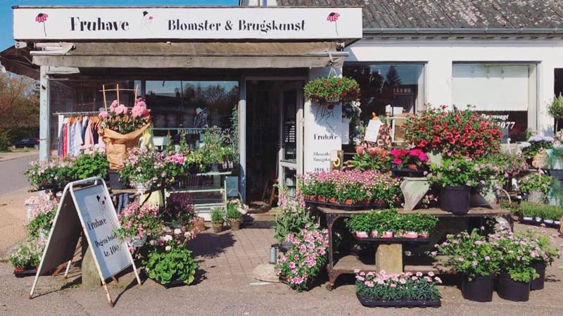 Fruhave sender blomster og begravelsesordre ud i Ganløse